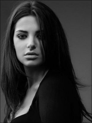 AZEMINA HOT MEÐU NAJLJEPŠIM FRANCUSKINJAMA — Bosnjaci.Net