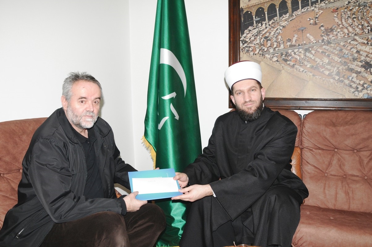 BANA I VETERANI ARMIJE I MUP-A RBIH POMAGLI OBOLJELE OD COVID 19 U ...