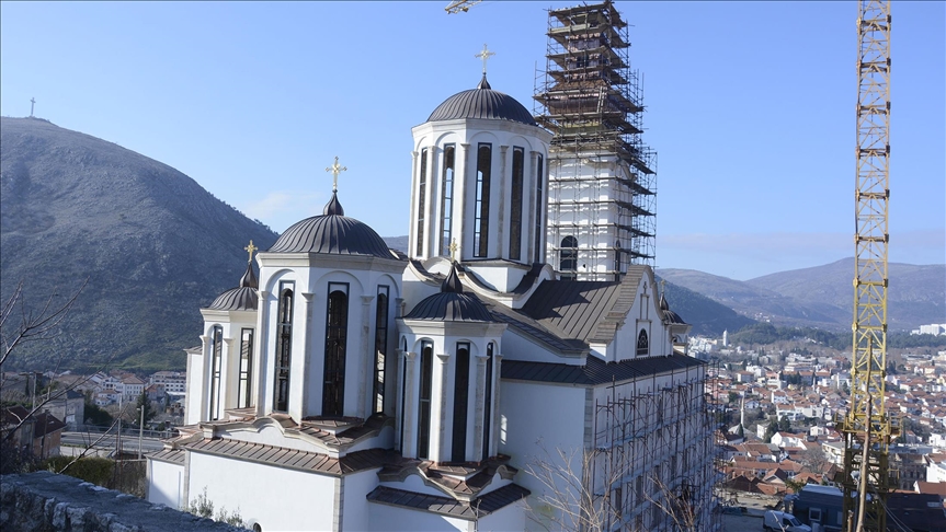 MOSTAR: SATOVE NA SABORNOM HRAMU SVETE TROJICE DONIRALI KATOLIK ...