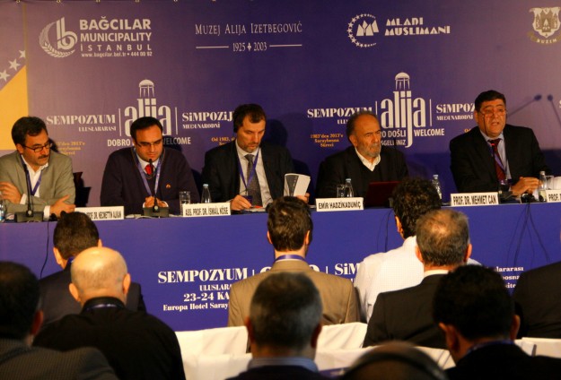 ALIJA IZETBEGOVIĆ SIMBOL PRAVDE I PRAVEDNOSTI — Bosnjaci.Net