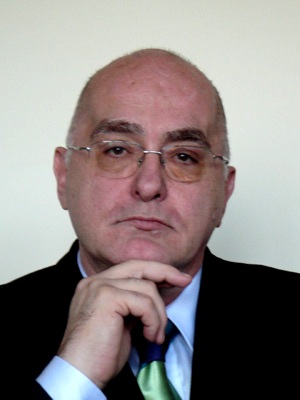 SLAVKO PEROVIĆ: CRNA GORA JE LAŽNA PRAVNA I DEMOKRATSKA DRŽAVA ...