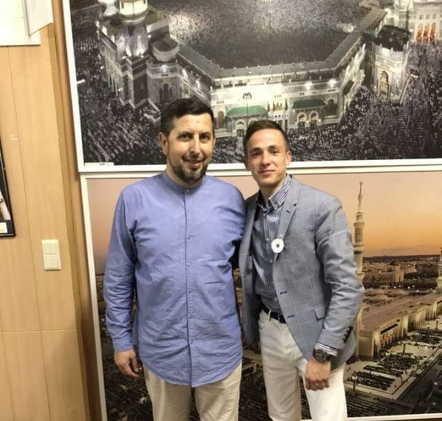 U BONU PROMOVIRANA KNJIGA "TEŠKO DA SAM BIO DIJETE", AUTOR AMIR ŠEĆIĆ ...