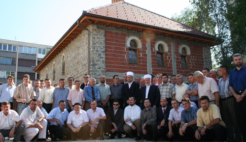 REIS DR. CERIÆ: MUSLIMANI I MUSLIMANKE, FARZ VAM JE DA GLASATE NA ...